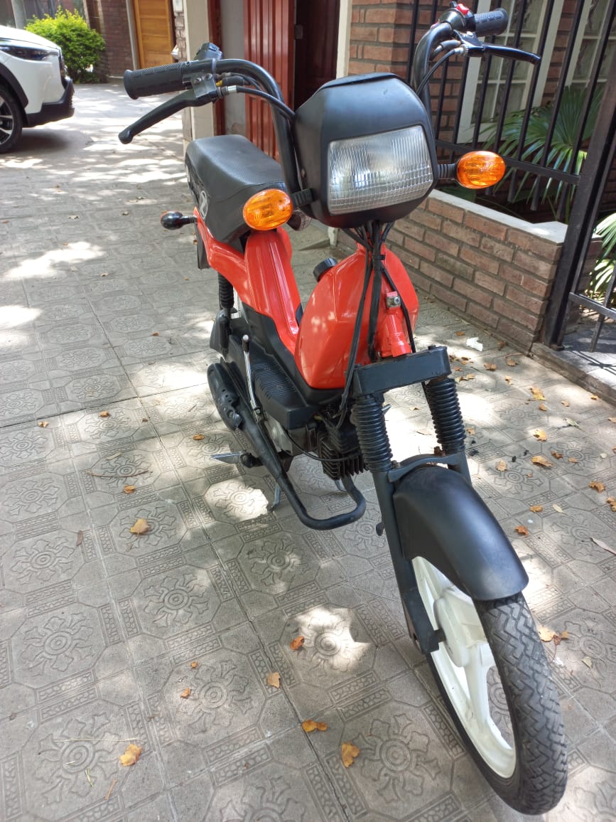 ZANELLA SOL 50 CC IMPECABLE AÑO 2006 – Revista +x-